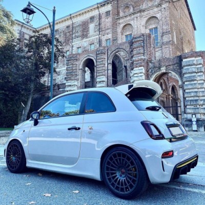 Abarth 500 595 adjustable rear spoiler wing installation above the original
